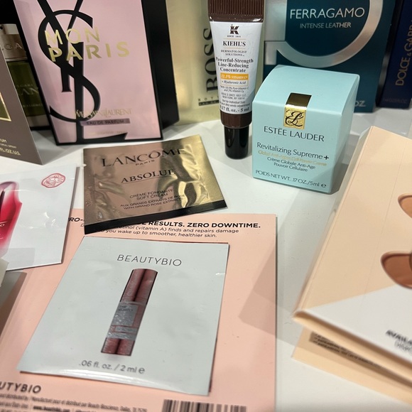 Skincare | Sample Set With Makeup Pouch | Poshmark